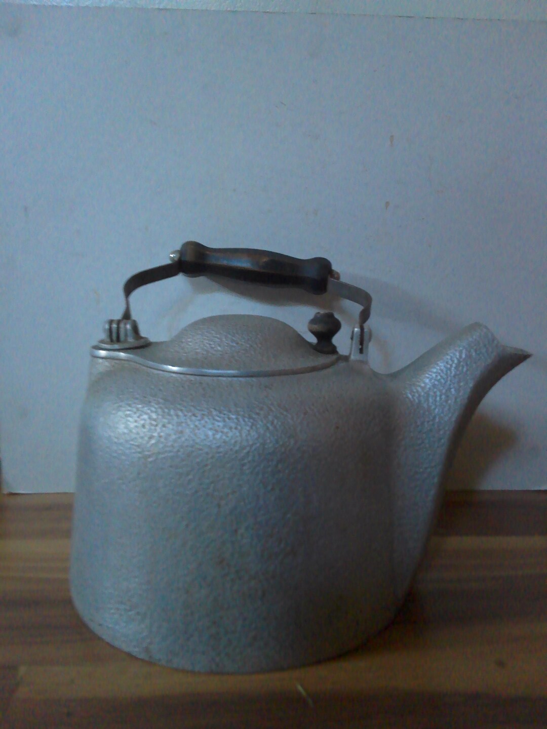 Silver Seal Gallon Kettle Teapot - 1930s Cast Aluminum W Wood Handle ...