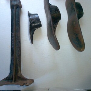 Cobbler or Shoemaker Anvil Set 13 Mount W 3 Cast Iron Anvil Shoe Forms ...