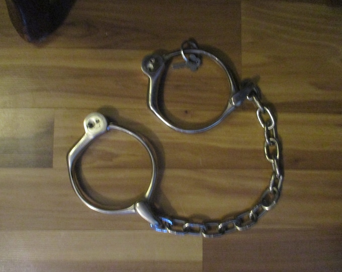 H&R Arms Antique Police Leg Shackles on Chain - Fun Functional 21" Wide ...