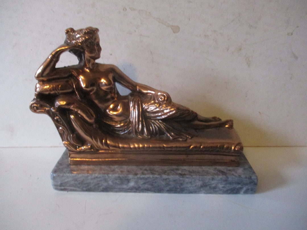 Venus Victrix by Antonio Canova - Copper Colored Cast Brass on Green ...
