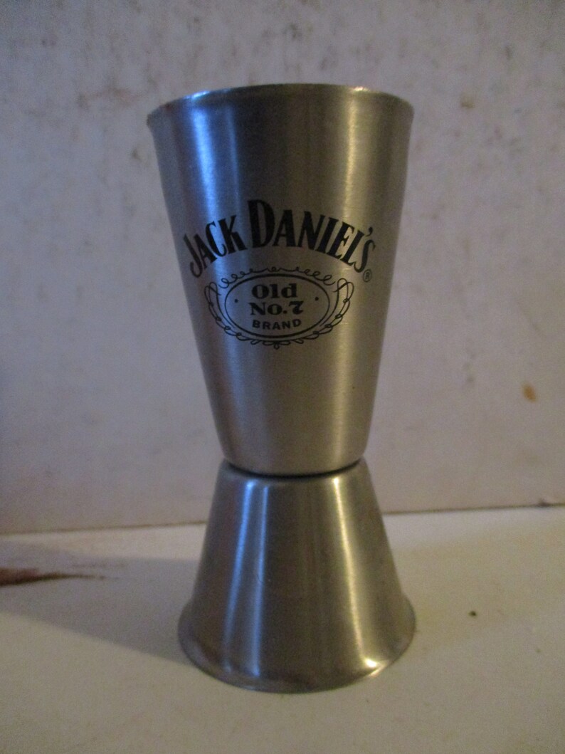 Jack Daniels 2 Way Bar Jigger - Stylish Cylinder Form for 1 and 1.5 ...