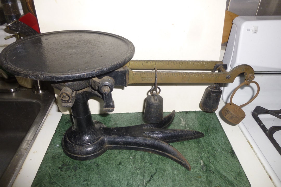 Antique Cast Iron Fishtail Scale - Gorgeous Double Brass Bar 6 Lb ...