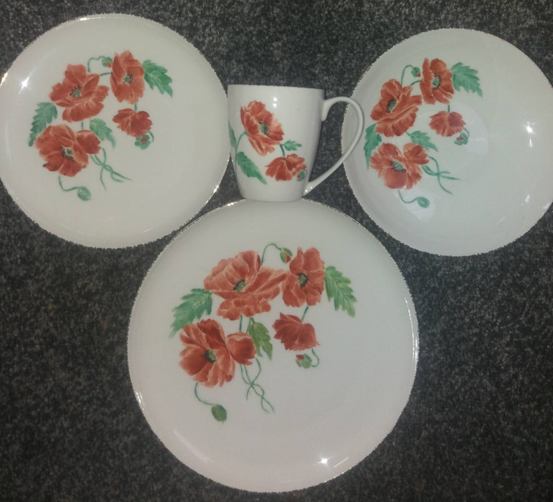 Hand Painted 4 Piece Porcelain 'poppy' Set - Etsy