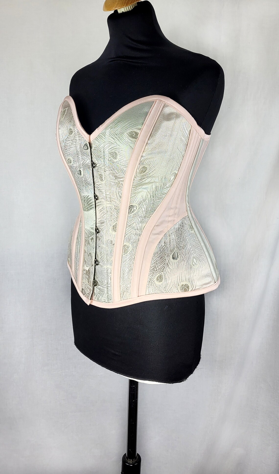 26 Inch Metallic Silver Repurposed Japanese Vintage Obi Silk Steel ...