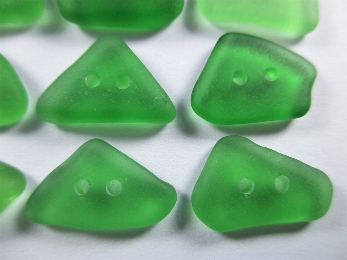 GENUINE SEA GLASS Buttons 15mm Green 12 Real Surf Tumbled | Etsy