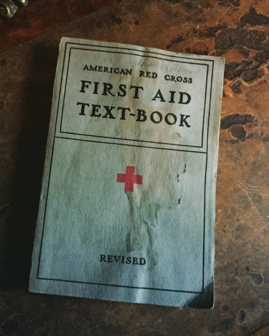 American Red Cross First Aid Text Book With 114 Illustrations. 1940 ...