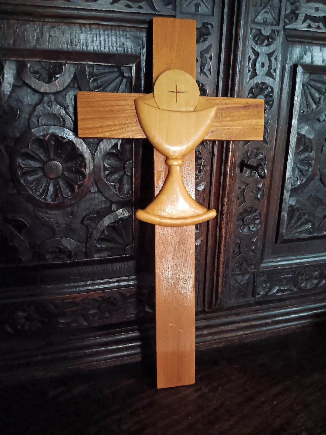 Handcrafted Wooden Cross With Body and Blood of Christ - Etsy