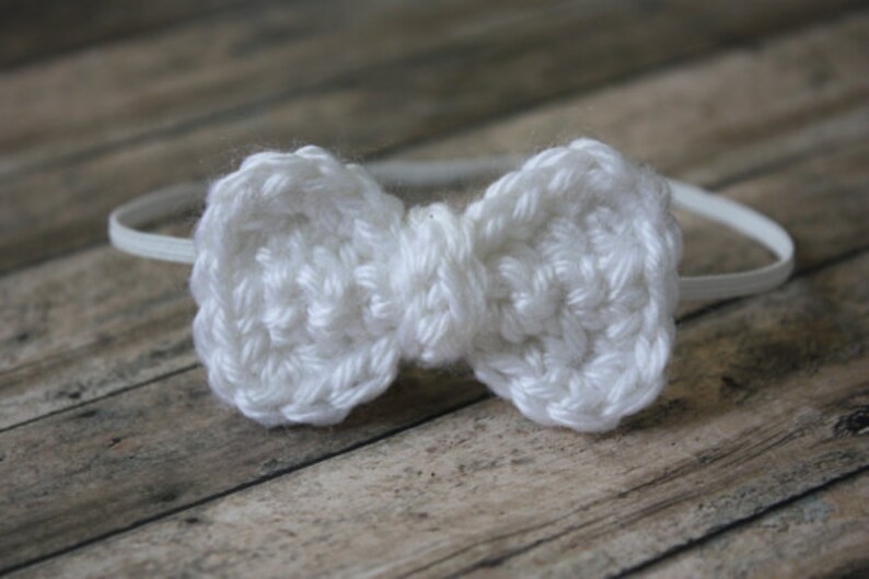 Crochet bow on skinny elastic-white-newborn to adult | Etsy