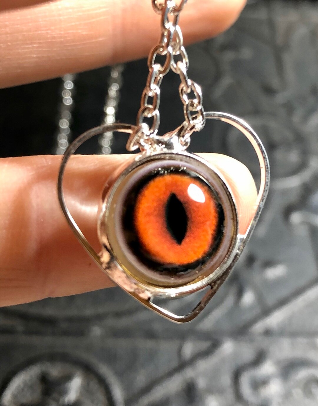 Red Fox Eye Taxidermy Open Heart Mount Acrylic Slit Eye Necklace ...