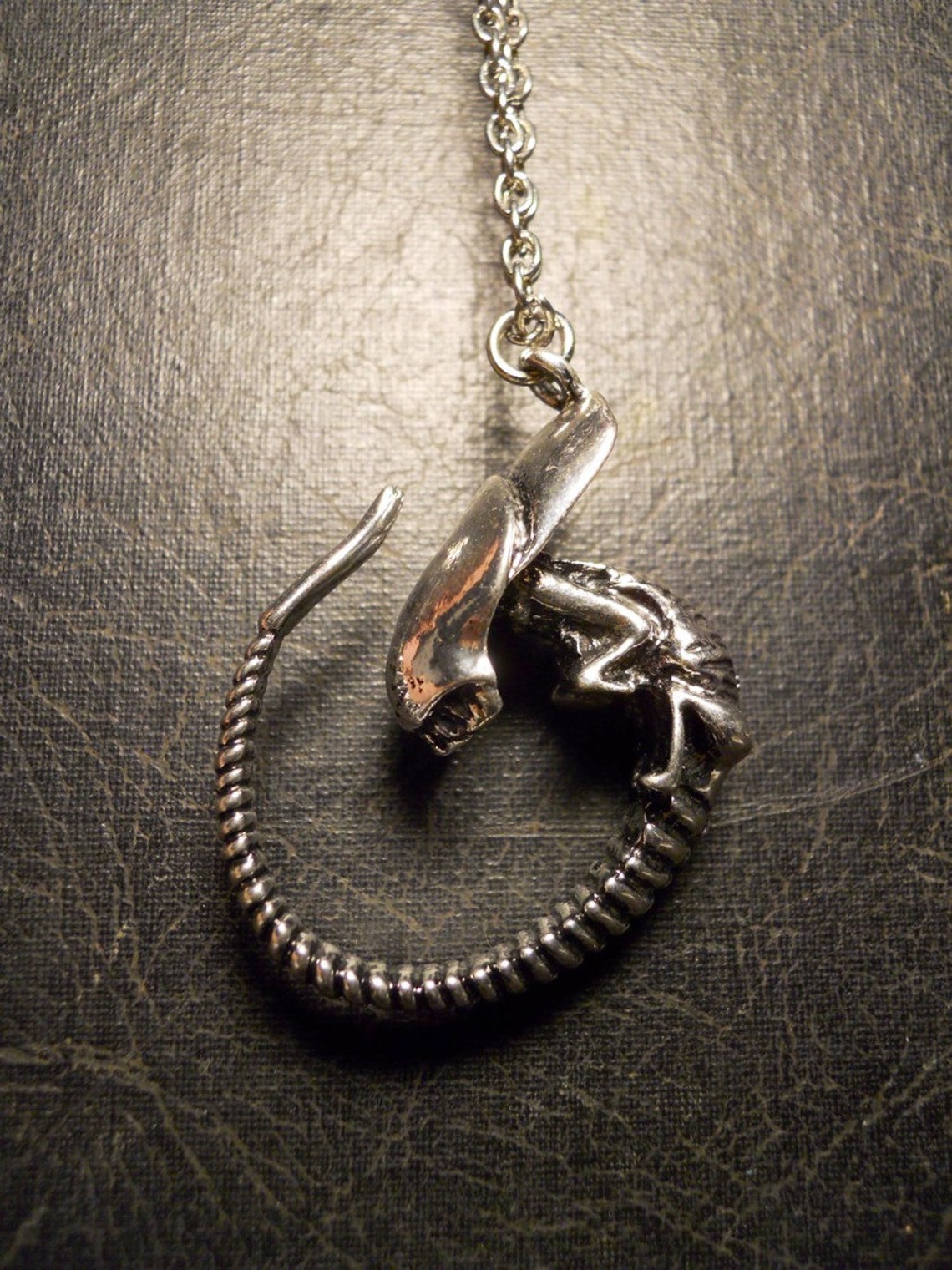 Baby Alien Xenomorph Fetus Chest Burster Horror Necklace - Etsy