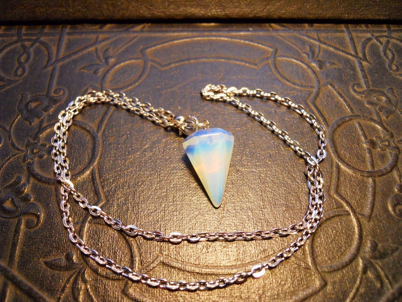 Opalite Glass Point Divination Dowsing Pendulum Necklace Fortune Teller ...