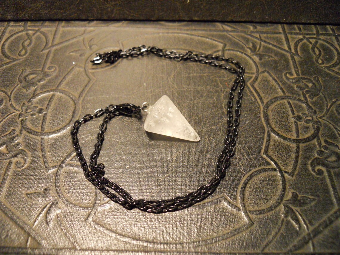 Clear Quartz Point Divination Dowsing Pendulum Black Necklace Fortune ...