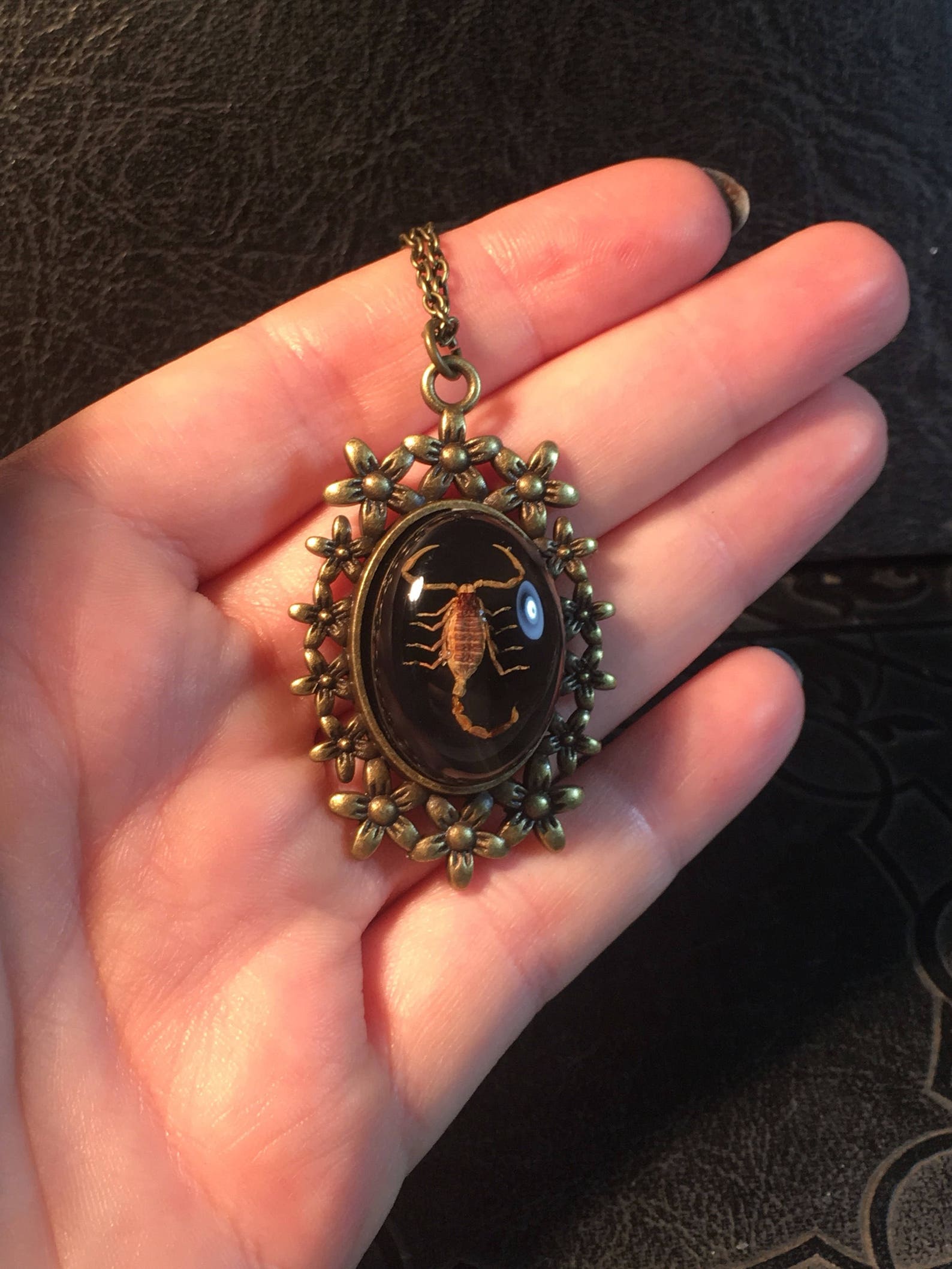 Flower Chain Golden Bark Scorpion Specimen on Black Resin Cameo Lace ...