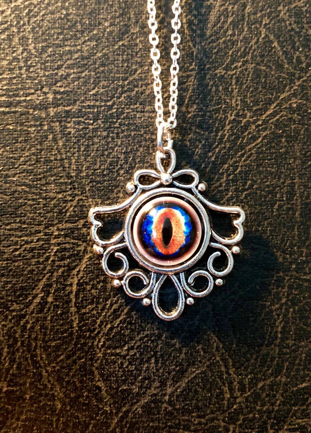 Tiny Rainbow Frog Reptile Eye Taxidermy Acrylic Eye Necklace ...