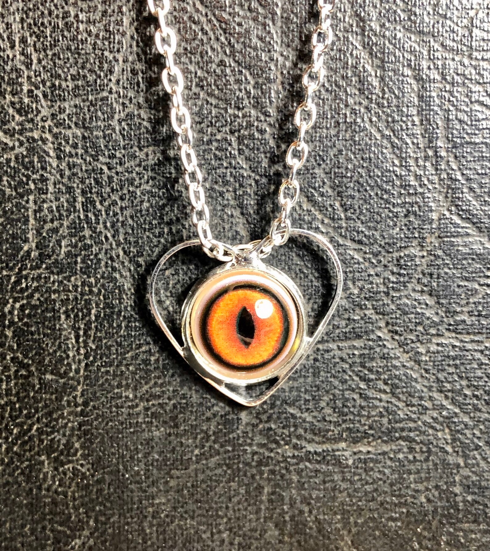 Red Fox Eye Taxidermy Open Heart Mount Acrylic Slit Eye Necklace ...