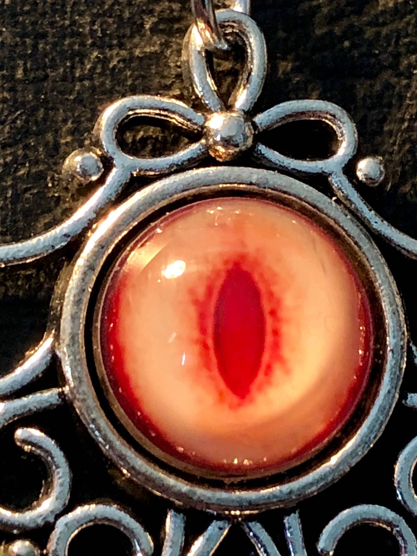 Tiny Pink Albino Red Fox Eye Taxidermy Acrylic Eye Necklace - Etsy