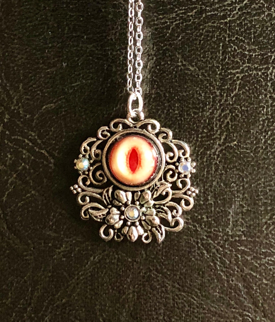 Tiny Pink Albino Red Fox Eye Taxidermy Acrylic Eye Necklace Taxidermist ...