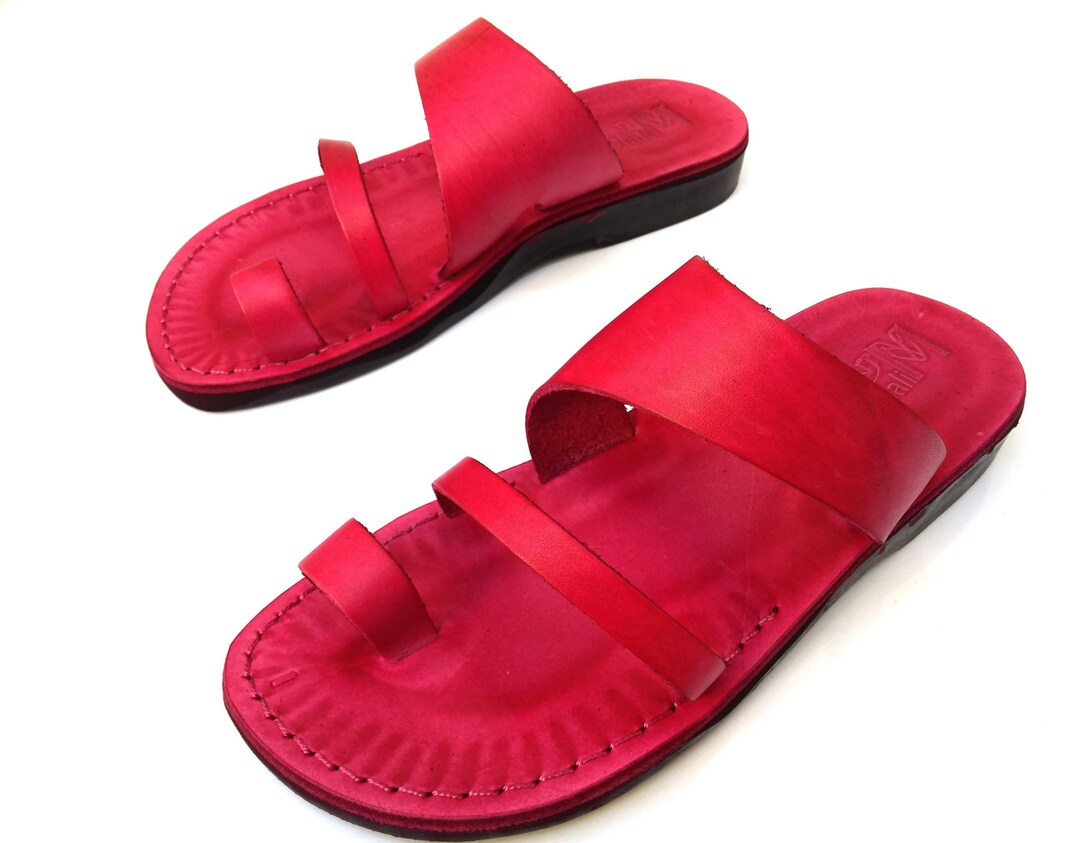 Red Leather Sandals for Men and Women, Summer Beach Toe Ring Flats ...