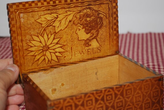 Hand Crafted Wood Pyrography Box Jewelry Storage Box - Gem