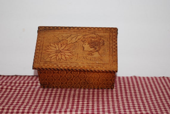 Hand Crafted Wood Pyrography Box Jewelry Storage Box - Gem