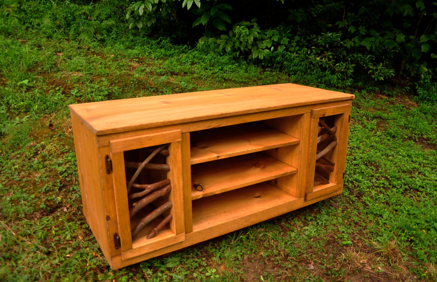 Rustic Wood Media TV Console Sideboard Table With Mountain Laurel ...