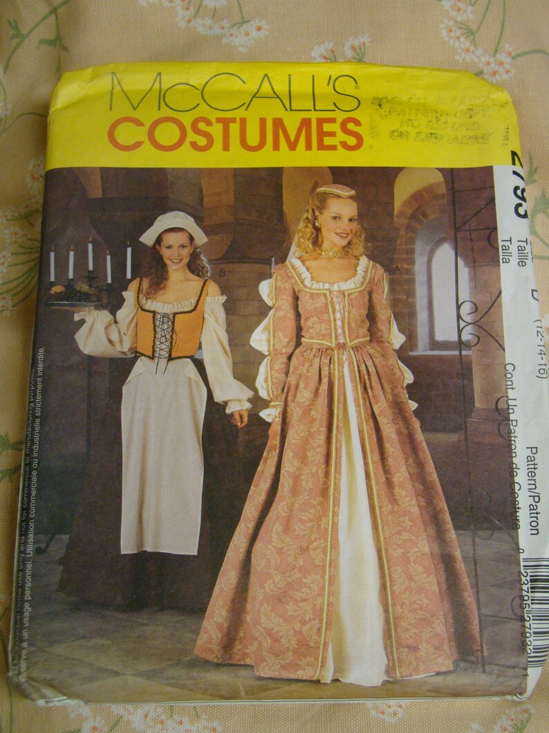 Sewing Pattern Renaissance Woman Costume Mccall's 2793 Size 12-14-16 ...