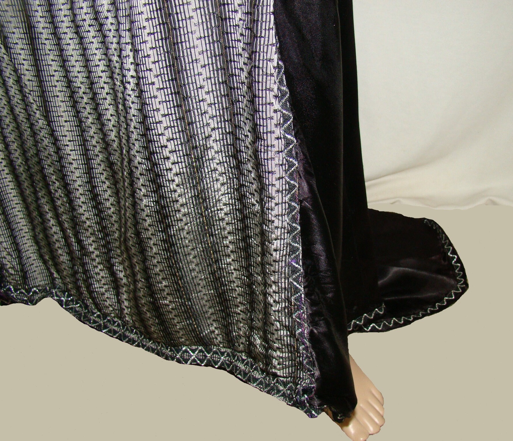 Vintage New York Opera Woman Maxi Skirt Handmade Theater, Masquerade ...