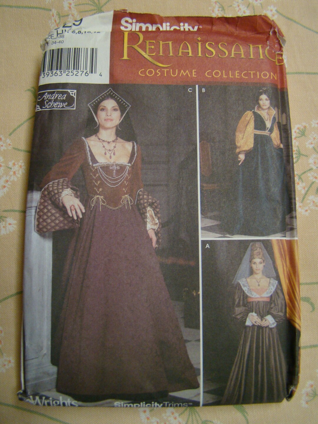 Sewing Pattern Renaissance Woman Costume Simplicity #9929 Fantasy ...