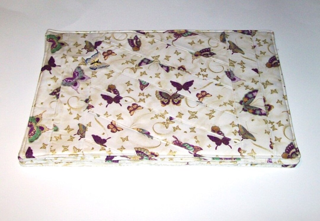 Jakarta Cream and Burgundy Butterfly Placemat Set of 4, With Butterfly ...