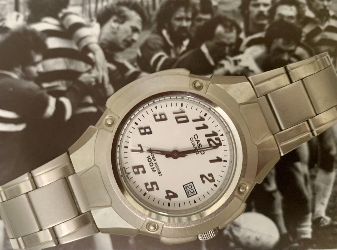 CASIO MENS VINTAGE Watch, Sweep Second Hand Quartz, Date Window, Robust ...