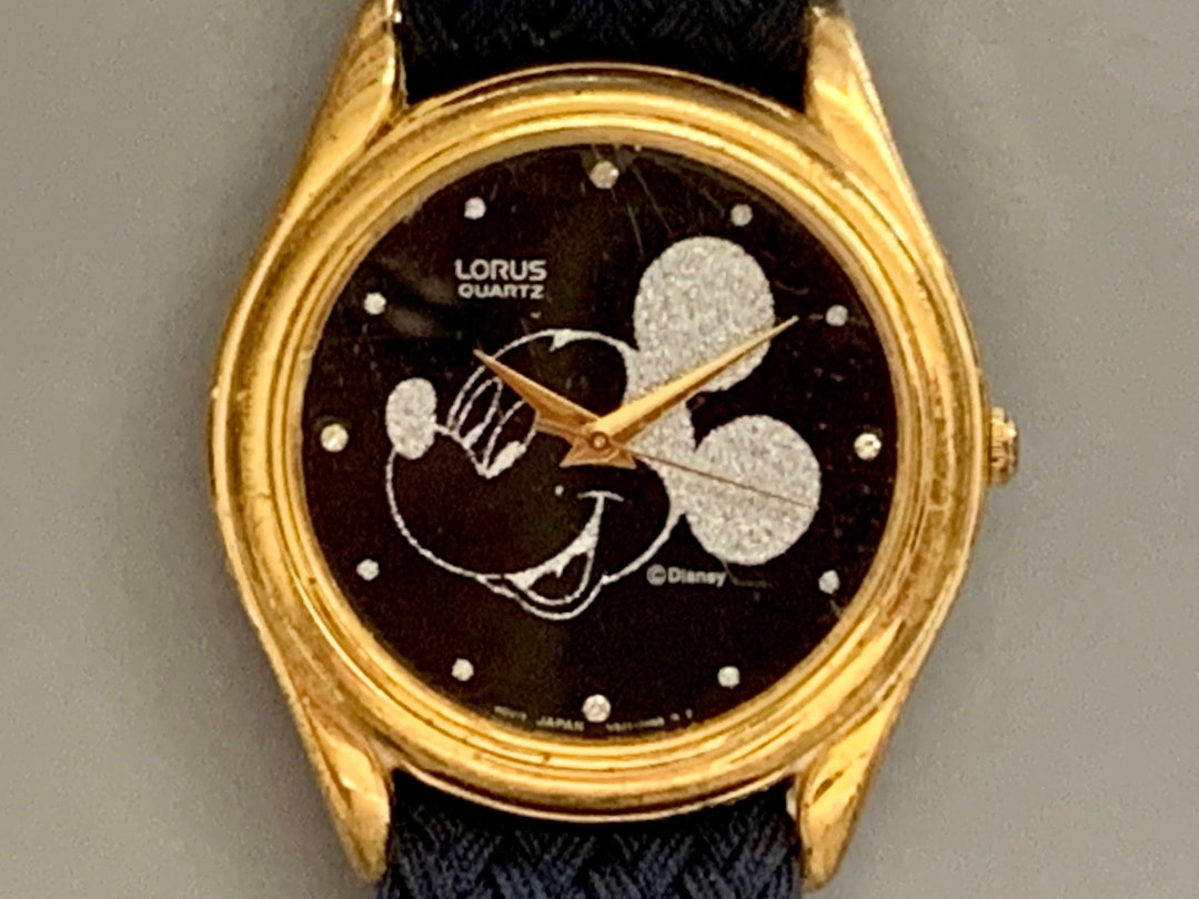MENS MICKEY MOUSE Rare Silhouette Disney Watch. Retired. Unisex Appeal ...