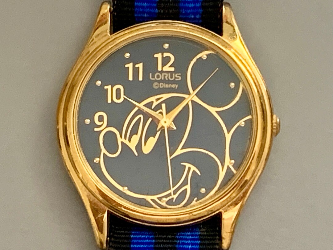 MENS MICKEY MOUSE Golden Profile Disney Watch. Retired. Unisex Appeal ...