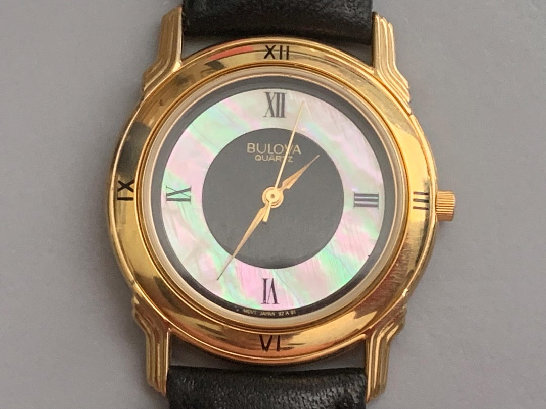 Vintage Bulova Bullseye Watch: Two-tone Gold Plated Quartz (1990s) - Etsy