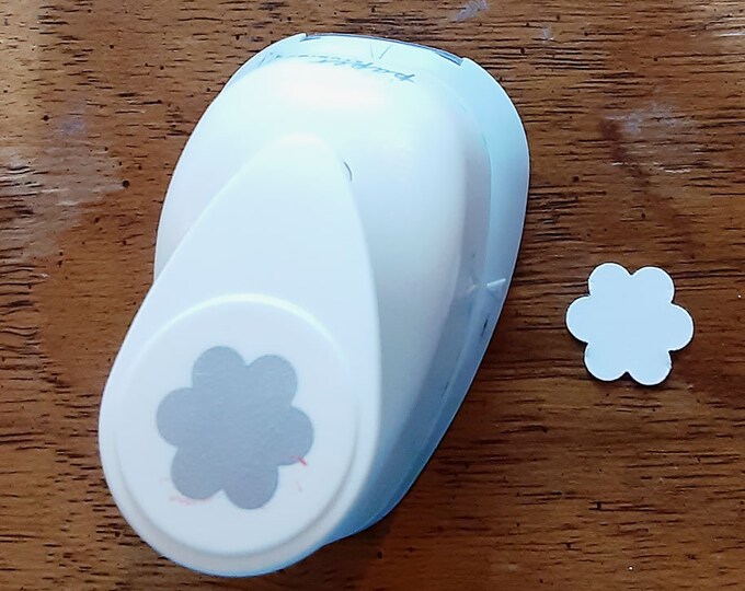 1 1/2 Inch Medium Flower Thumb Paper Punch From Recollections - Etsy