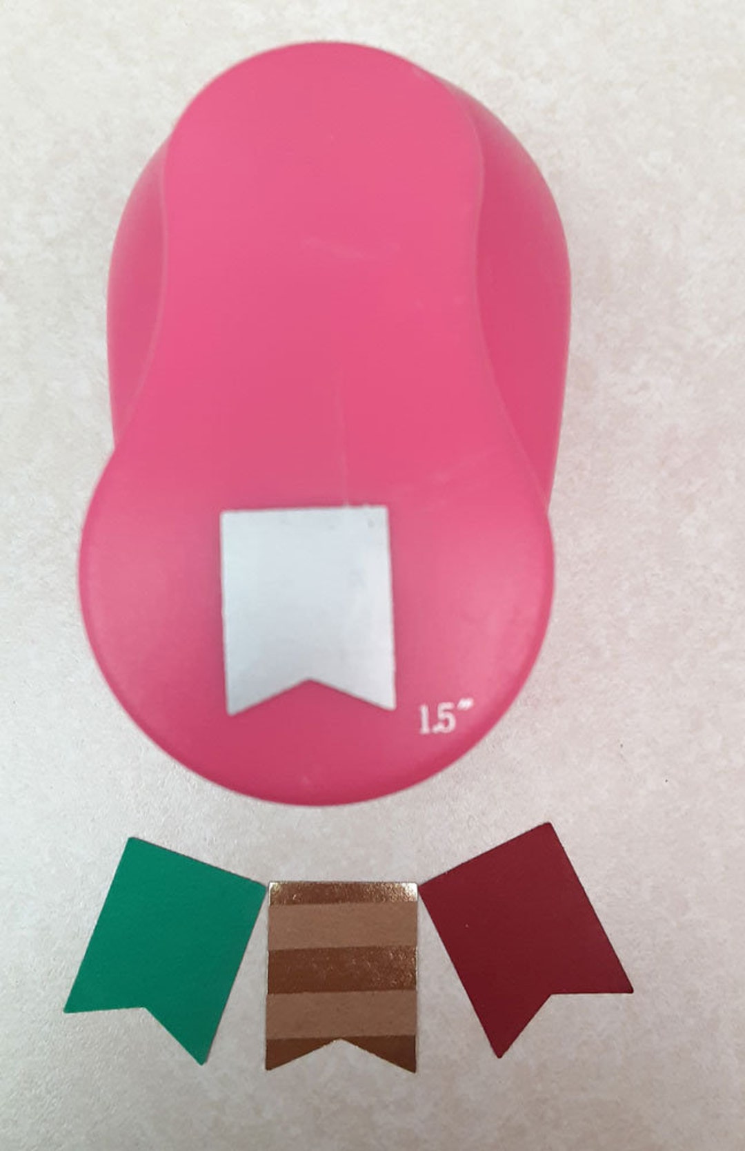 Medium 1.5 Inch Banner Flag Paper Punch Thumb Punch From American ...