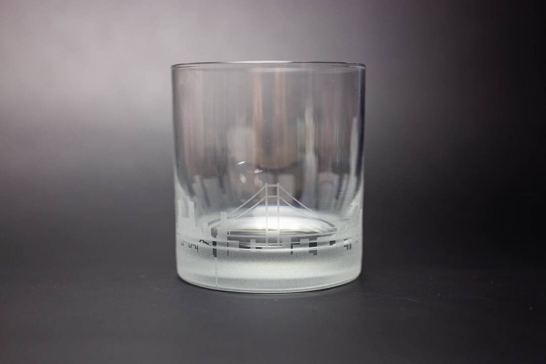 San Francisco, California Skyline Custom Etched Old Fashioned Rocks ...