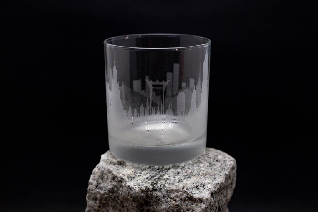 Bangkok Thailand Skyline Cocktail Glass - FREE Customization - Whiskey ...