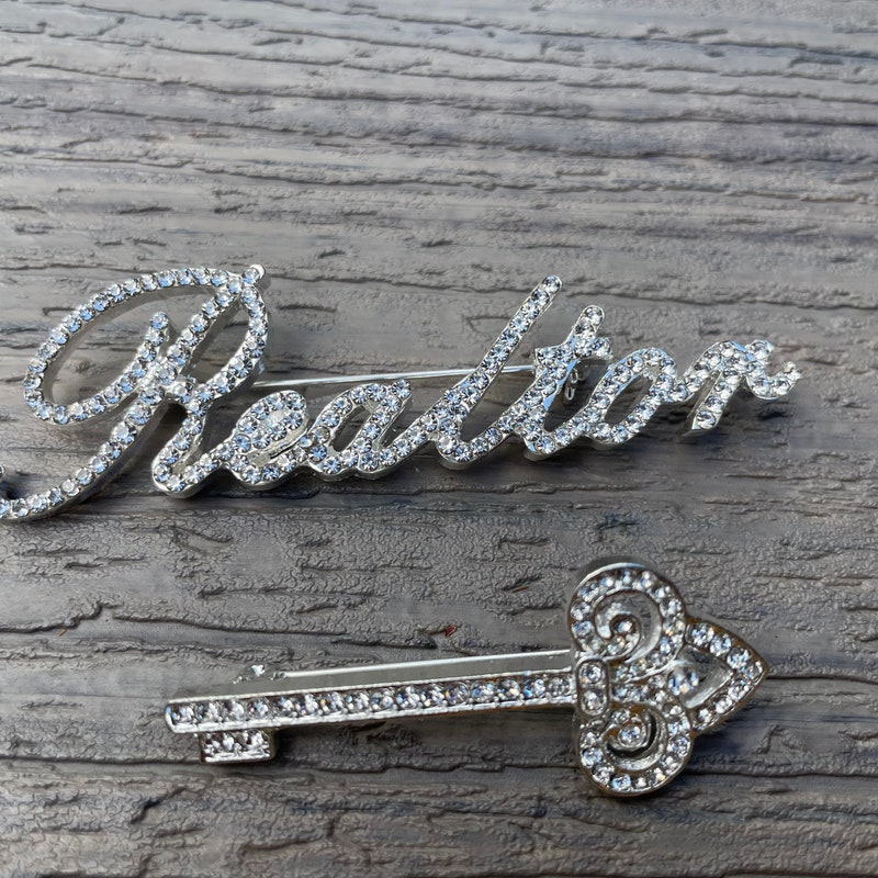 Realtor Pin - Etsy