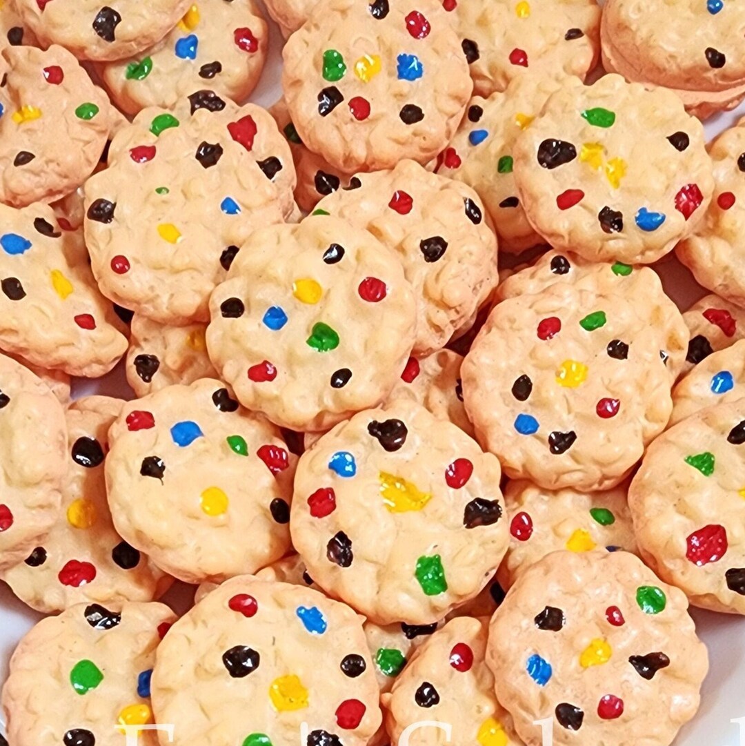 Rainbow Chip Cookie Resin Cabochons | Cute Dessert Flatbacks | DIY ...