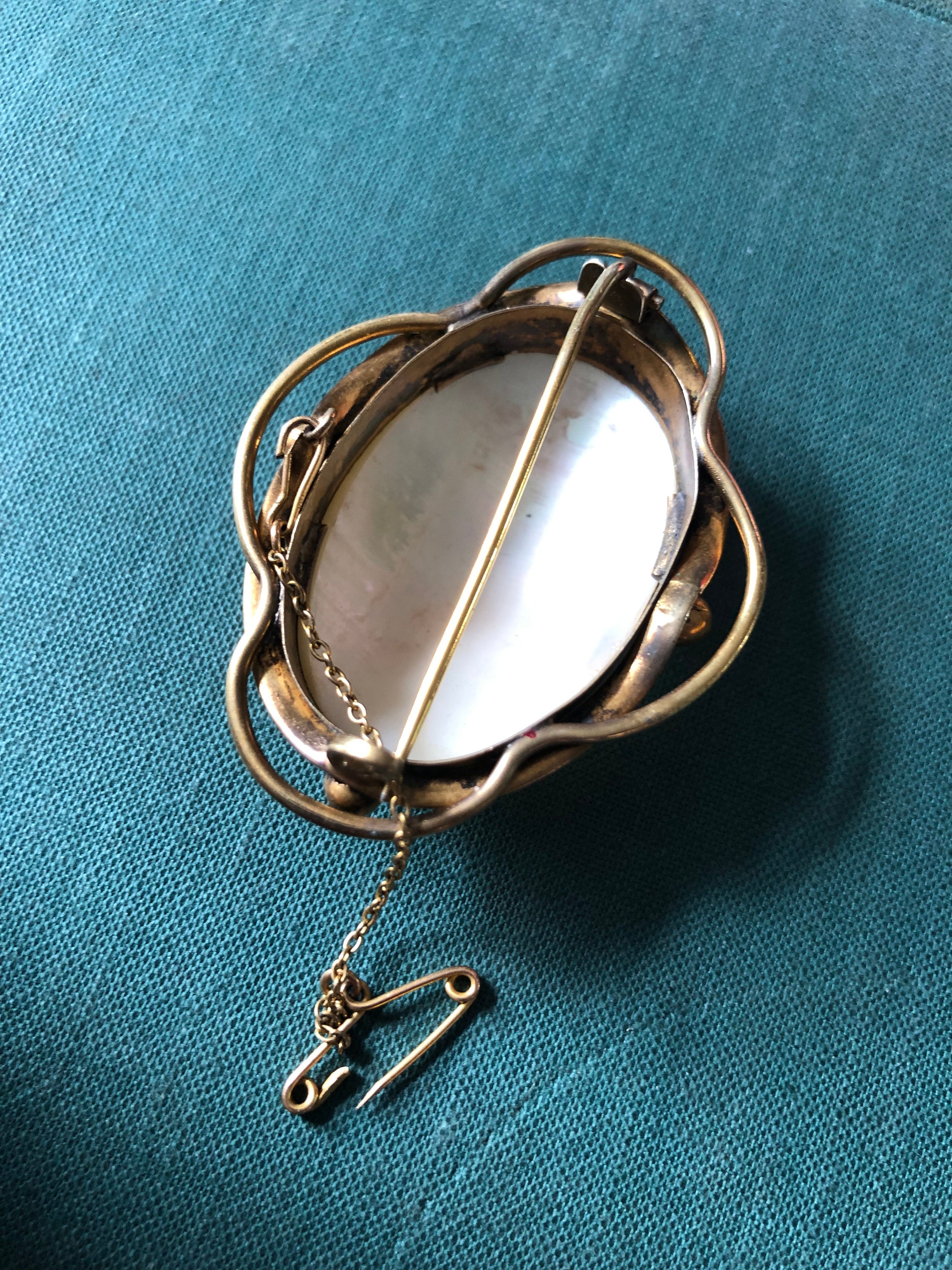 Victorian Mother of Pearl Shell Brooch - Etsy