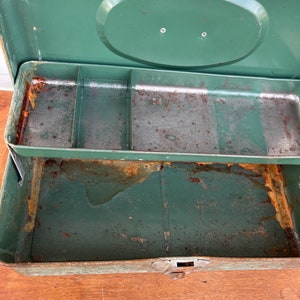 Vintage Midcentury Rusty Green Tool Box - Etsy
