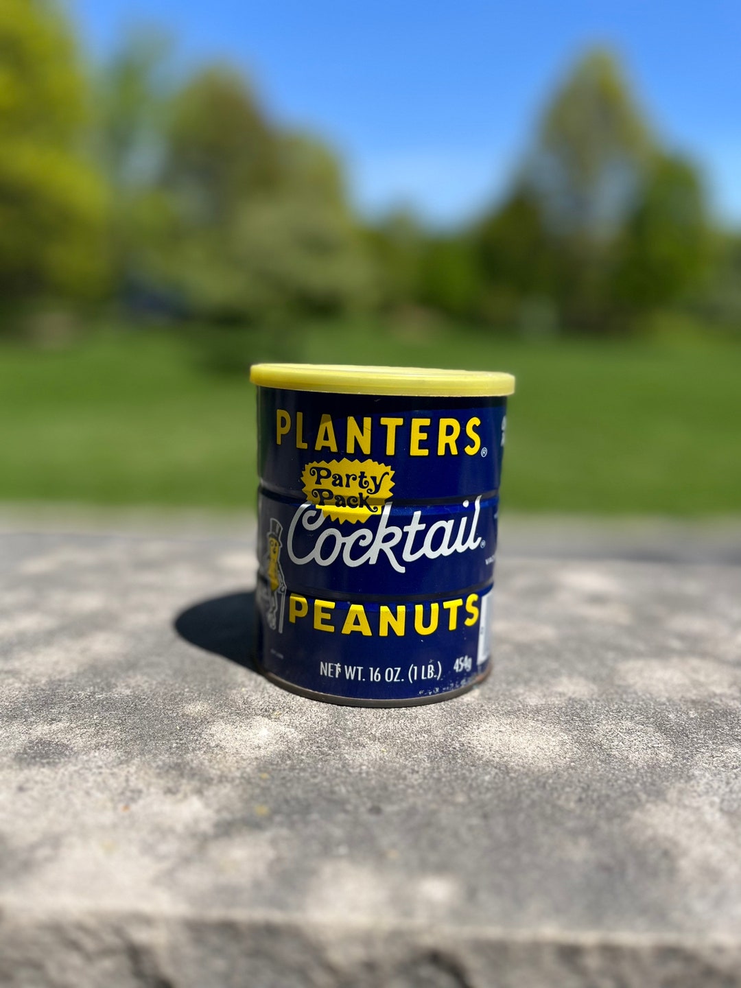 Vintage Metal Planters Peanuts 16 Oz Tin With Lid - Etsy