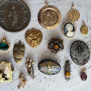 Beautiful Antique French Jewelry Broches Pendants Lockets Choose Your ...