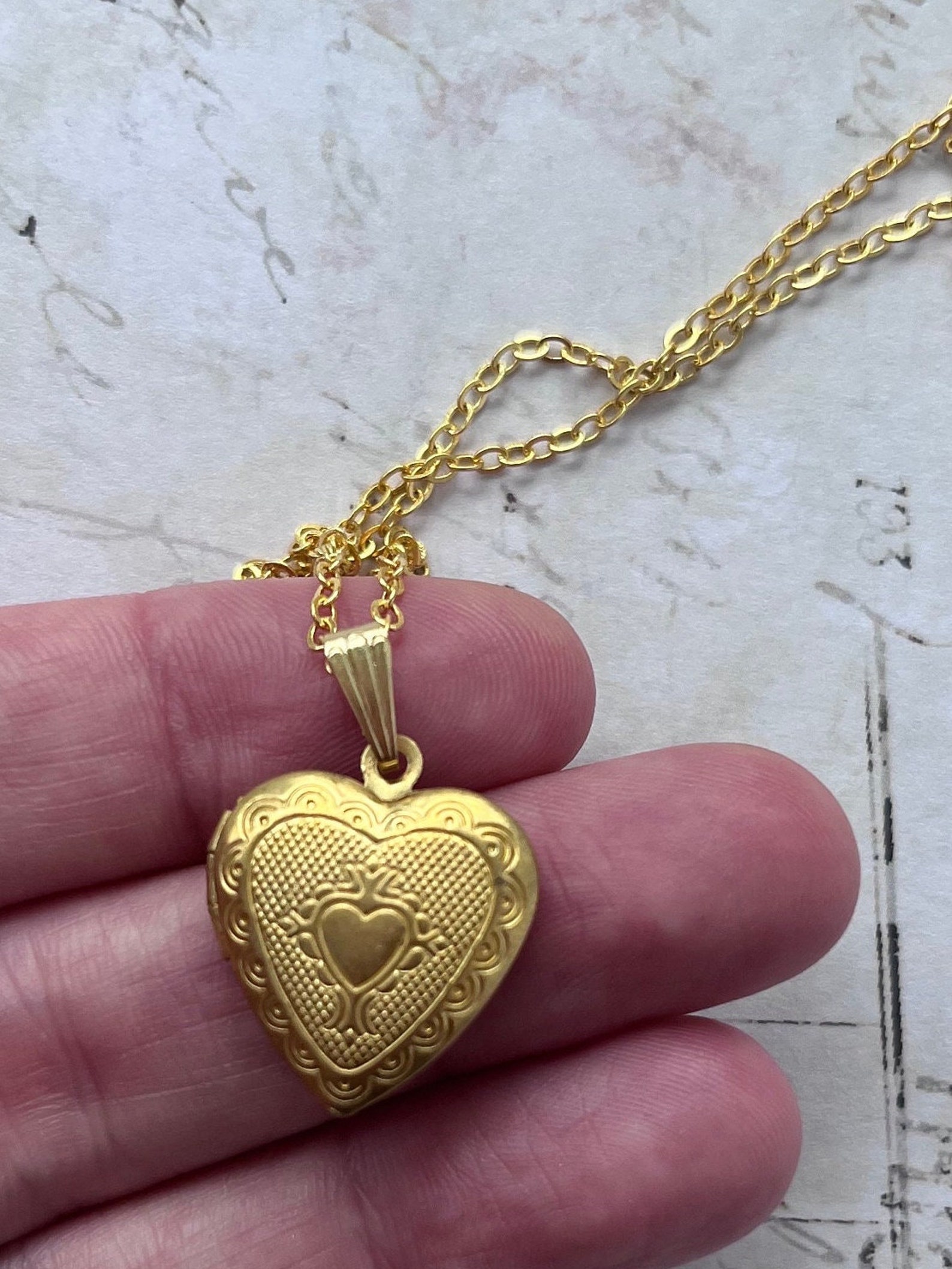 Vintage 70s Gold Brass Heart Locket Necklace, French Paris Jewelry - Etsy