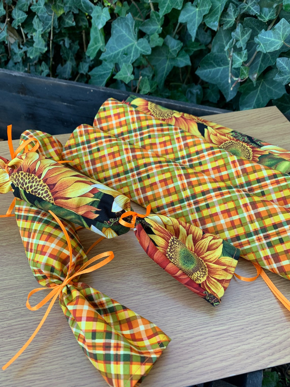 Thanksgiving Decoration Fabric Crackers Reusable and Handmade in Cotton ...