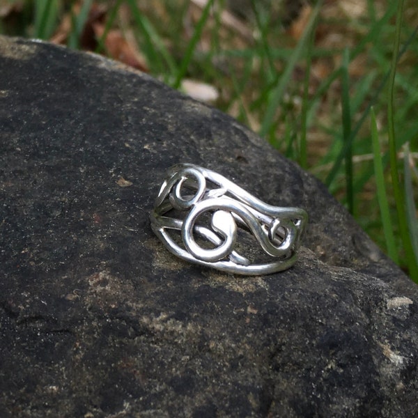 Unique Silver Ring - Etsy