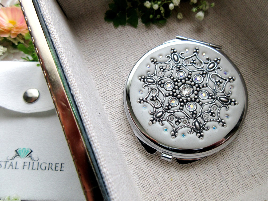 PICK YOUR COLOR Snowflake Compact Mirror Crystal Filigree - Etsy