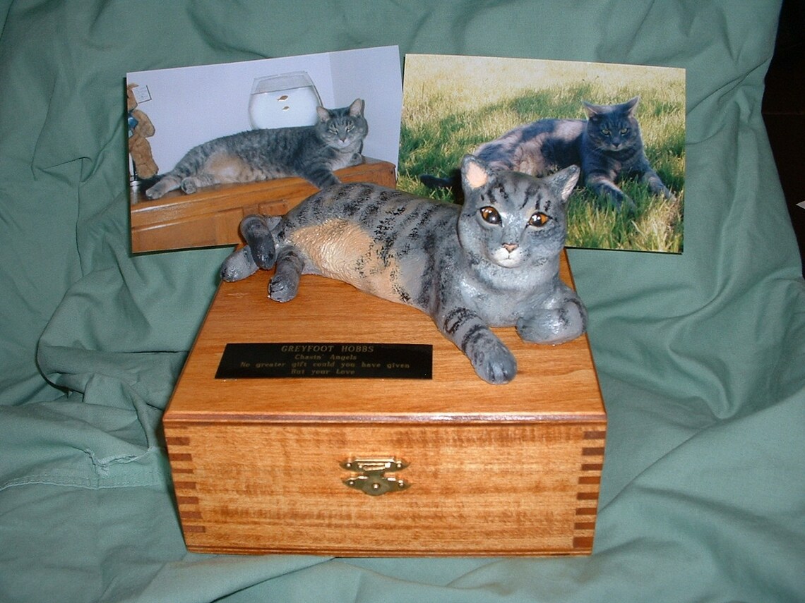 Custom Cat Urn - Etsy