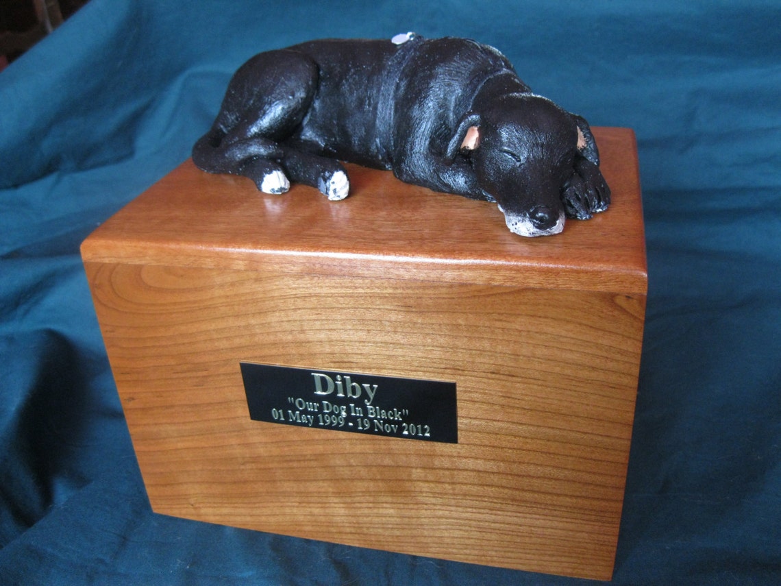 Custom Dog Urn - Etsy
