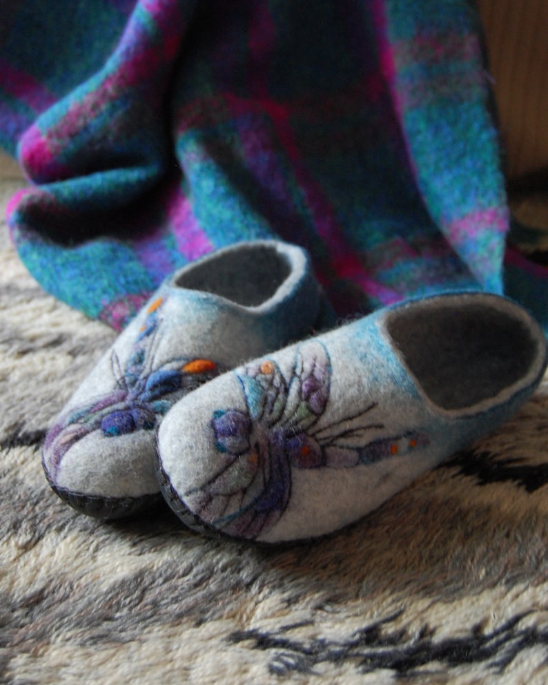 Dragonfly Art Felted Slippers for Women, Grey and Emerald Green Wool ...